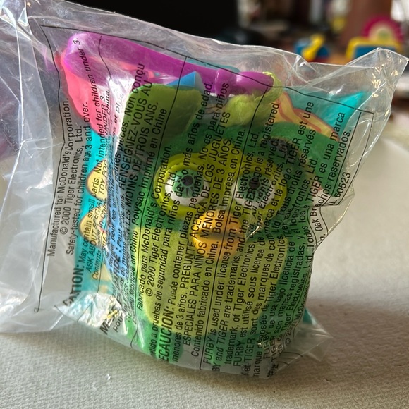 McDonald's | Toys | Sealed In Bag Mcdonalds 200 1 Dinosaur Furby ...